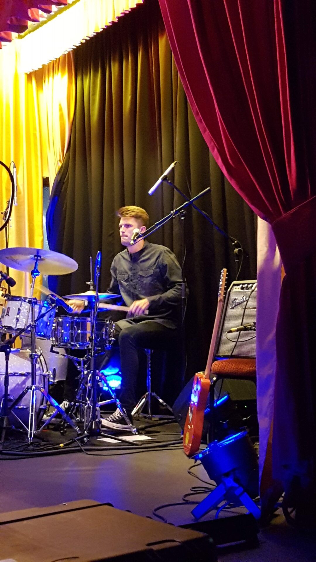 James Oliver Band – The Live Room