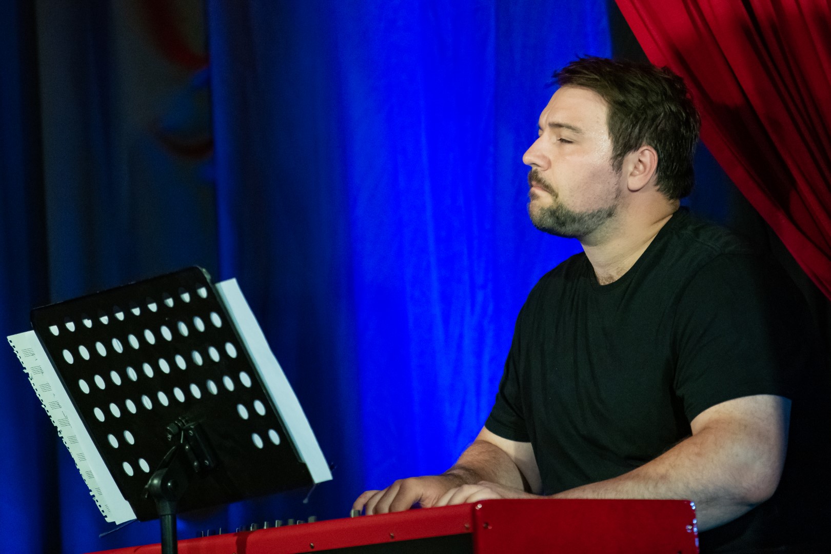 Olcay Bayir – The Live Room