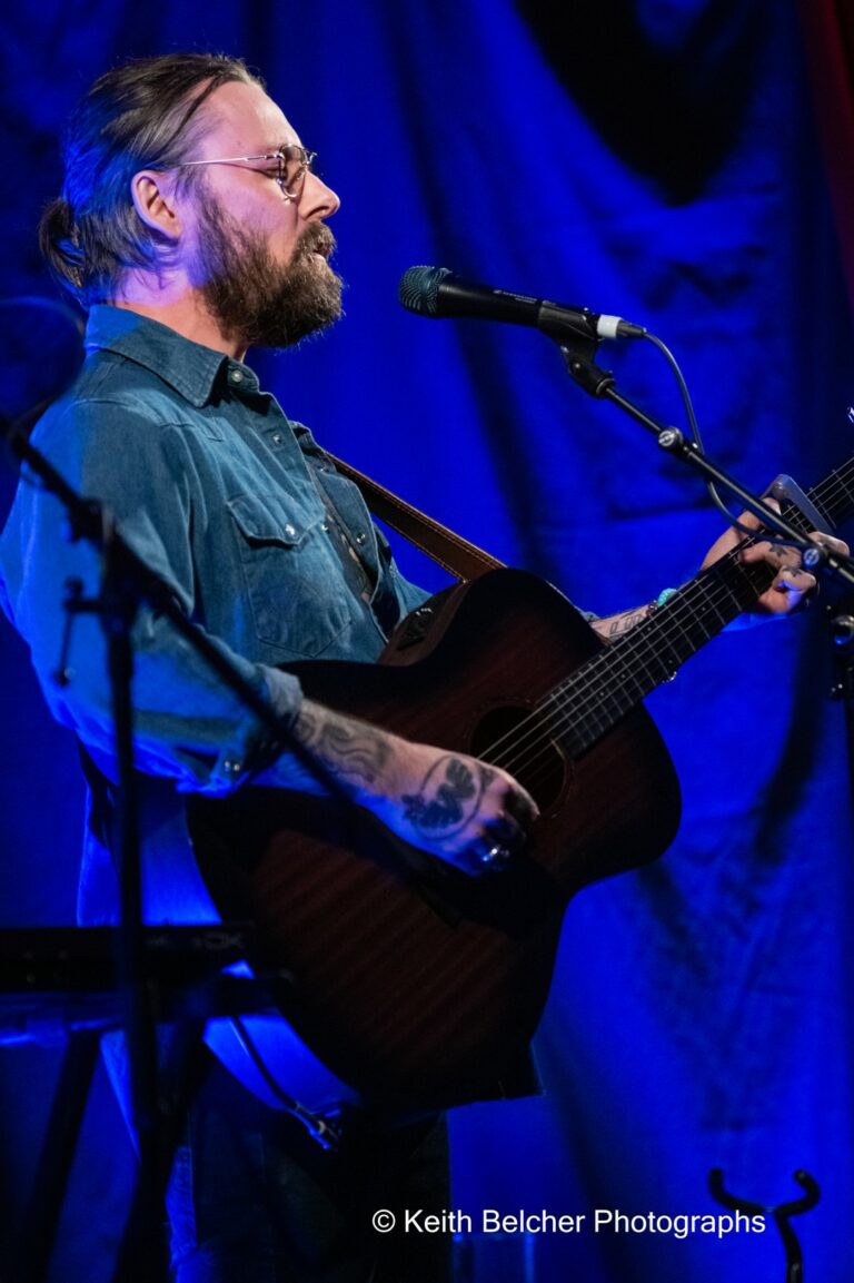 Andrew Combs – The Live Room